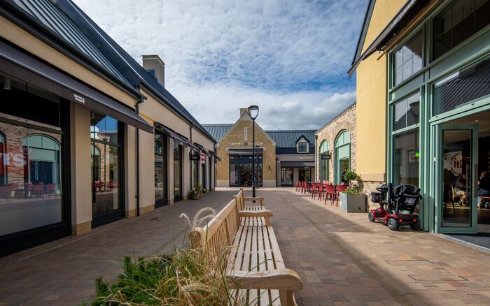 Cotswold Designer Outlet | Semi-dry Cast Stone | Vobster Architectural